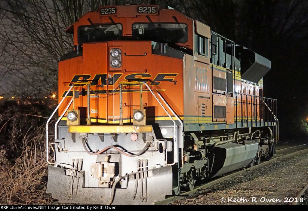 BNSF 9235